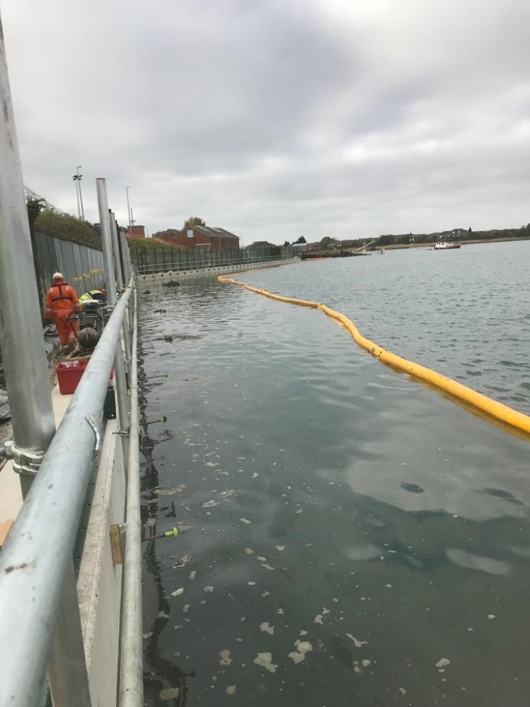 Floating Containment Booms